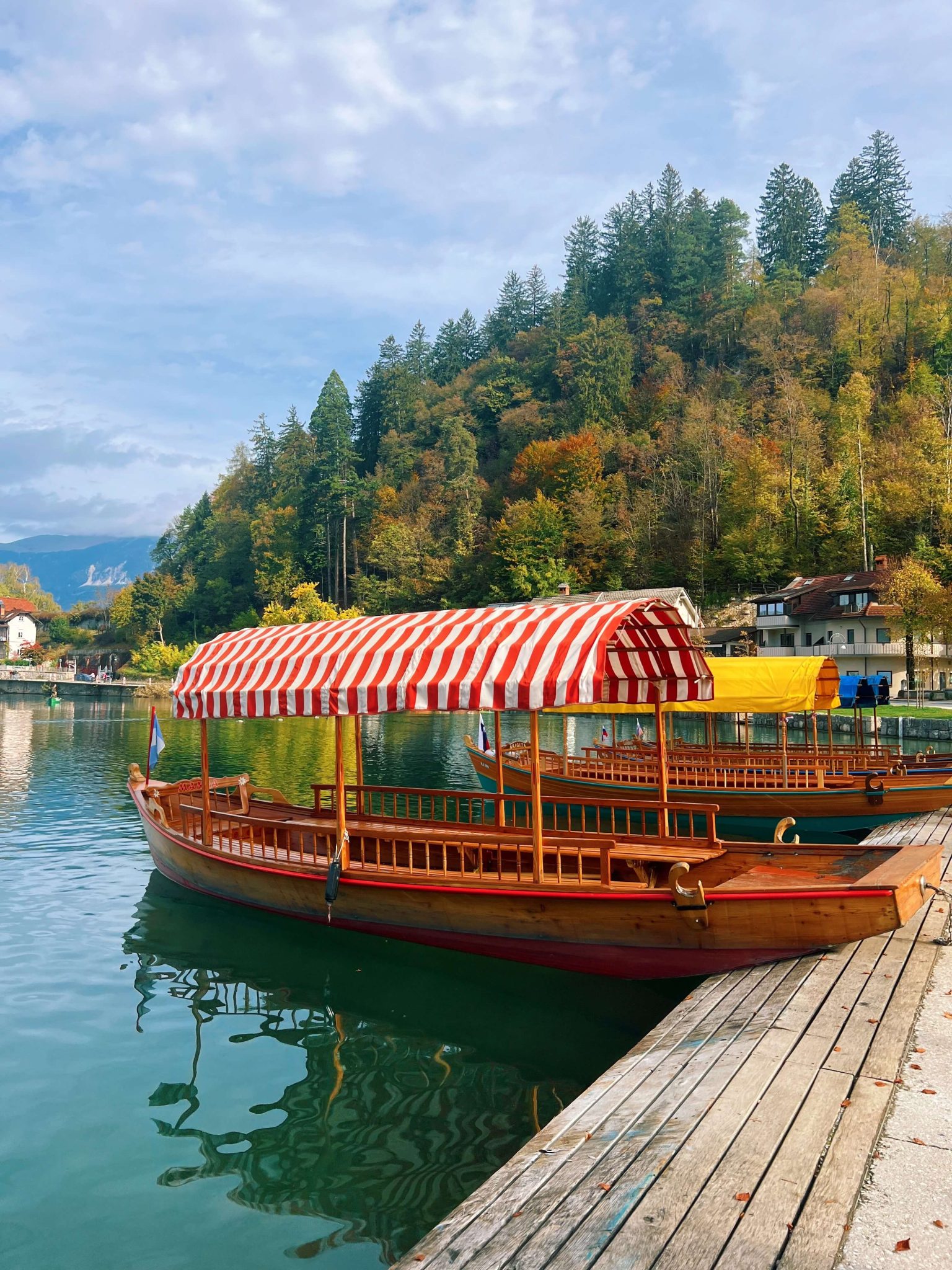 Bucket List Day Trip To Lake Bled Slovenia - Earth's Magical Places